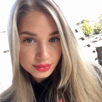 Eline Van Oosterom Email address & phone number | Verpleegkundige for ...